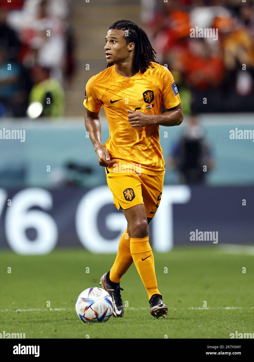 AL KHOR - Nathan Ake of Holland während der FIFA Weltmeisterschaft ...