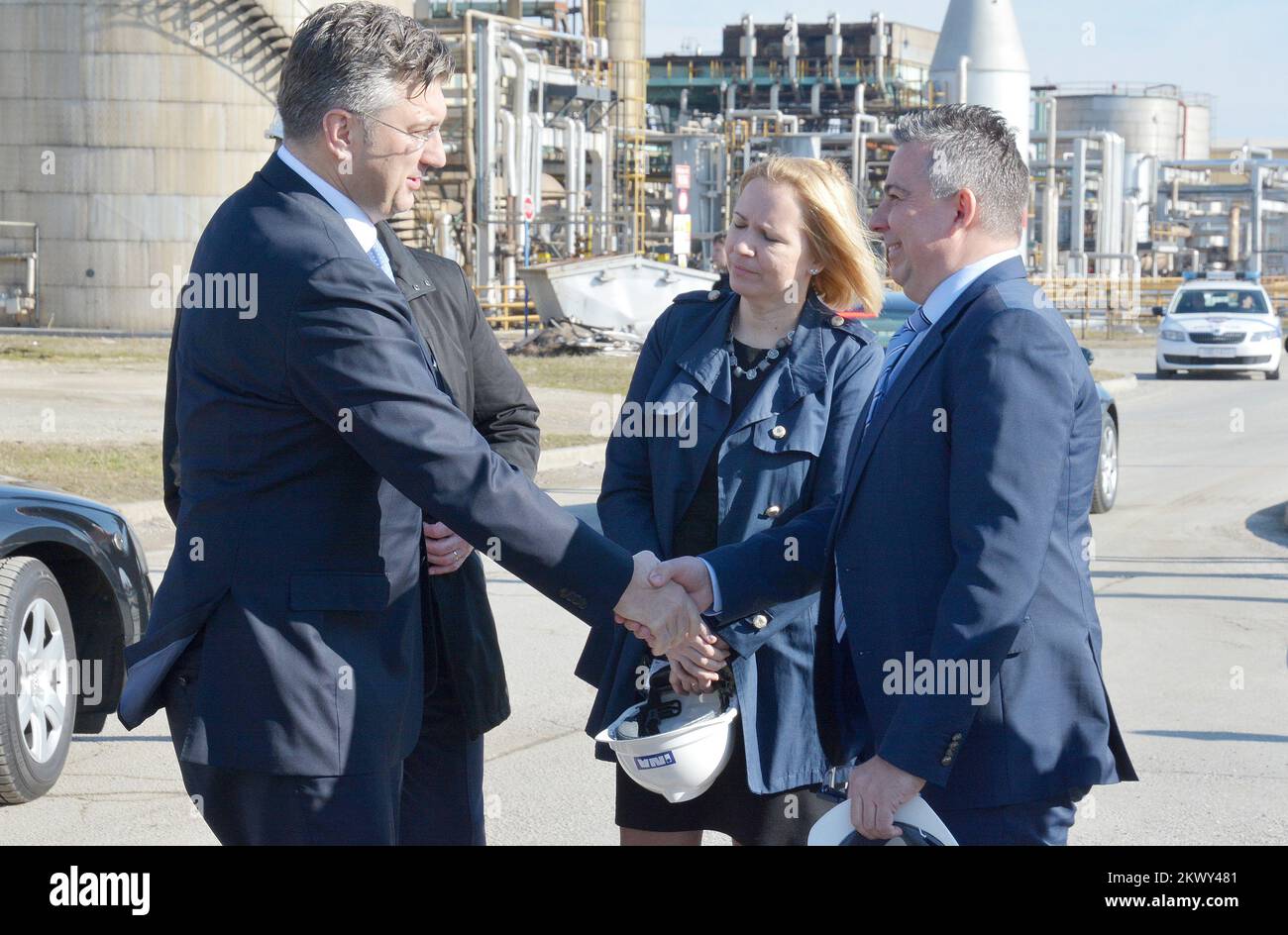23.02.2017., Kroatien, Sisak - Premierminister Andrej Plekovic mit ...