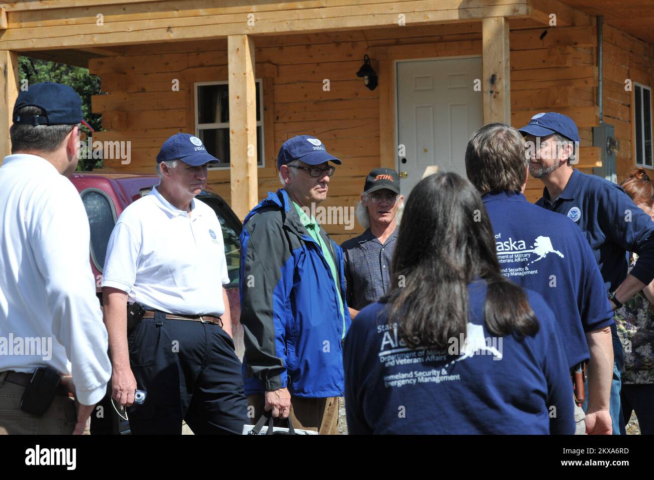 Freiwilligenarbeit in alaska -Fotos und -Bildmaterial in hoher ...
