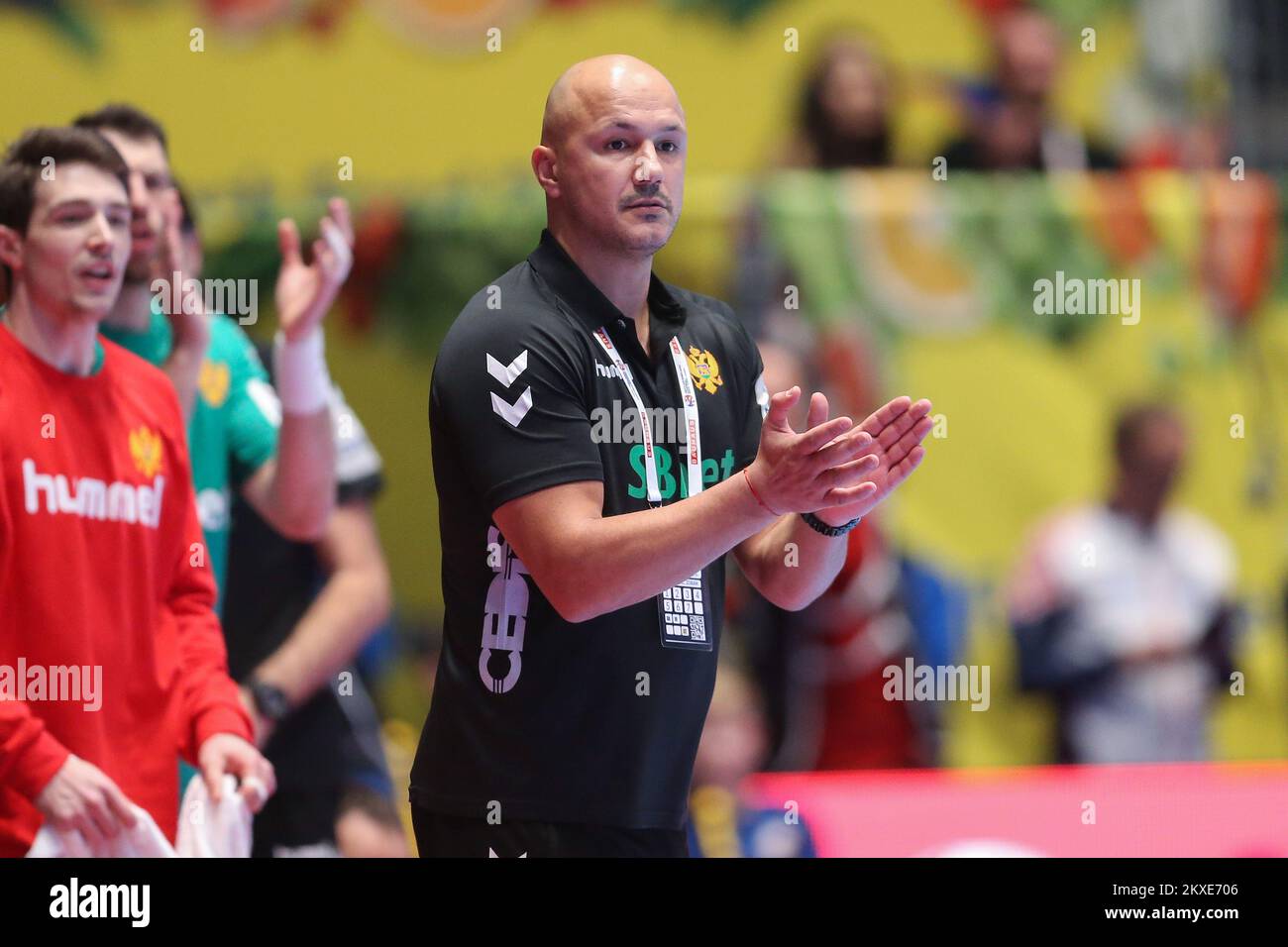 Zoran roganovic trainer -Fotos und -Bildmaterial in hoher Auflösung – Alamy