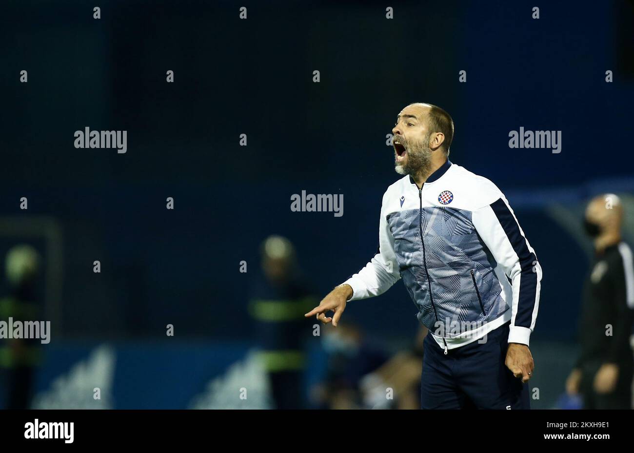 DAS AKTENFOTO New Juventus Boss Andrea Pirlo hat Hajduk Split ...