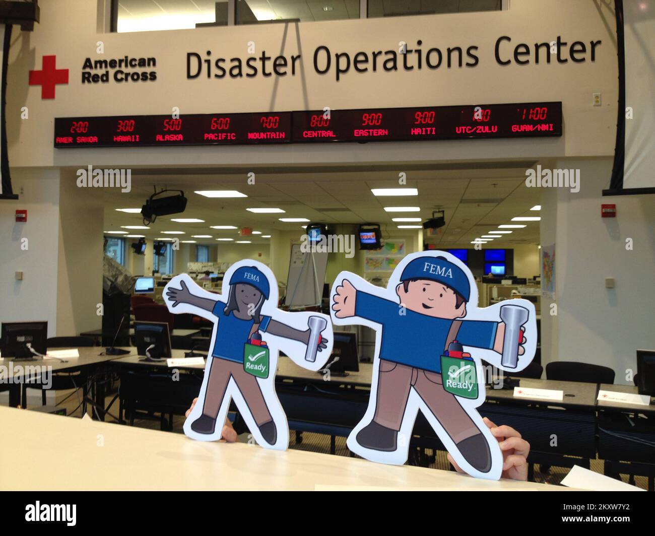Washington, D.C., 6. September 2012 FEMA Flat Stanley und Flat Stella ...