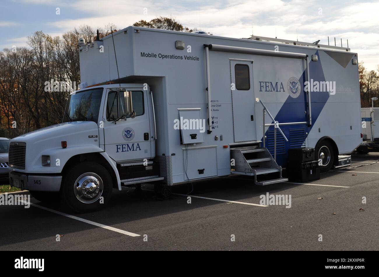 Mobile emergency operations center -Fotos und -Bildmaterial in hoher ...