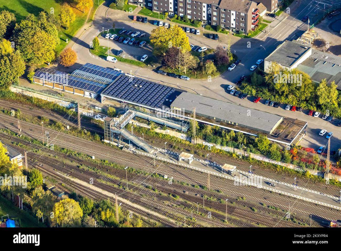Luftaufnahme, Bahnhof Gladbeck-West, Gladbeck, Ruhrgebiet, Nordrhein ... Luftaufnahme, Bahnhof Gladbeck-West, Gladbeck, Ruhrgebiet, Nordrhein ...