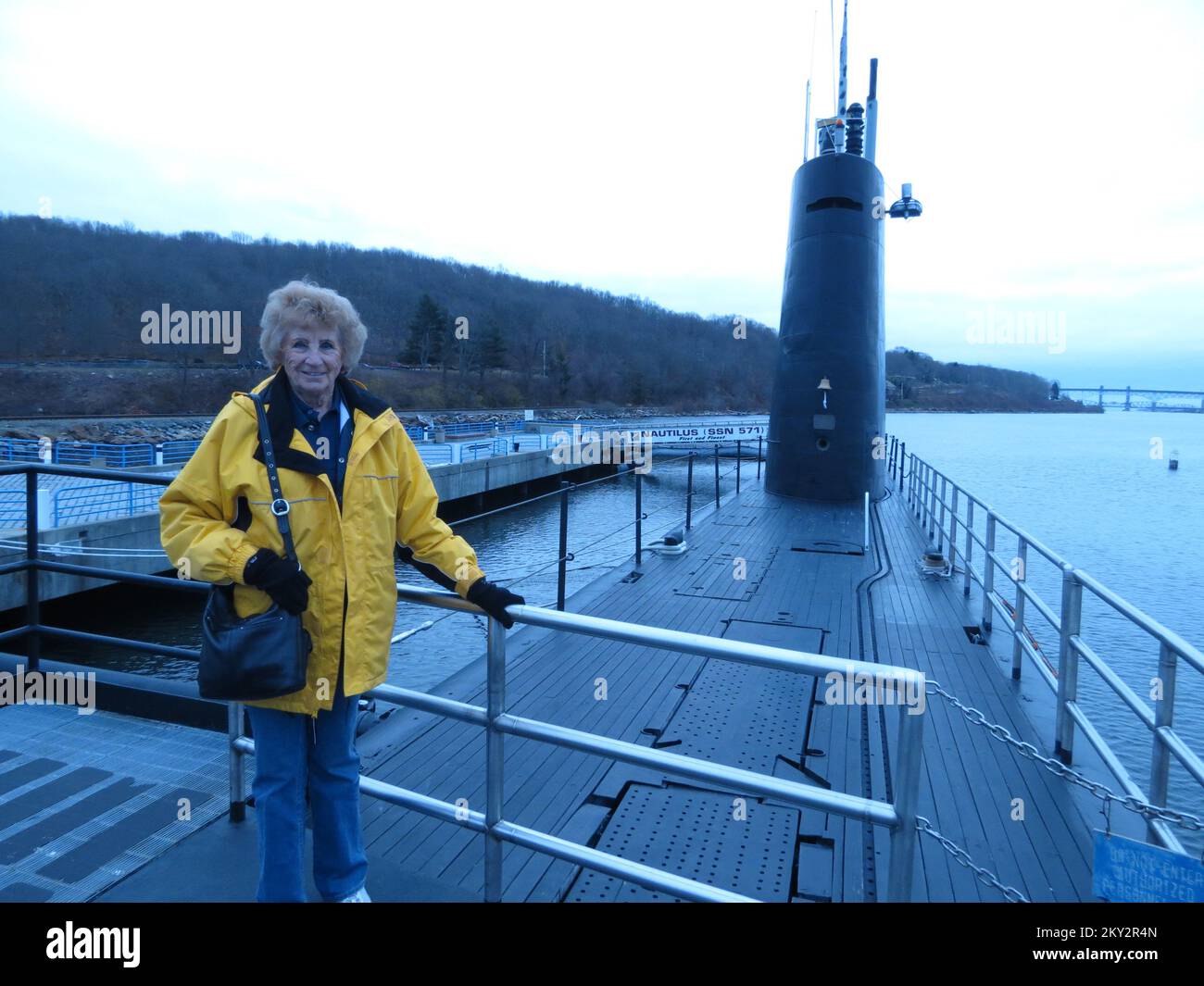 Groton, Conn., 1. Dezember 2012, Spezialist für das FEMA-Programm für ...