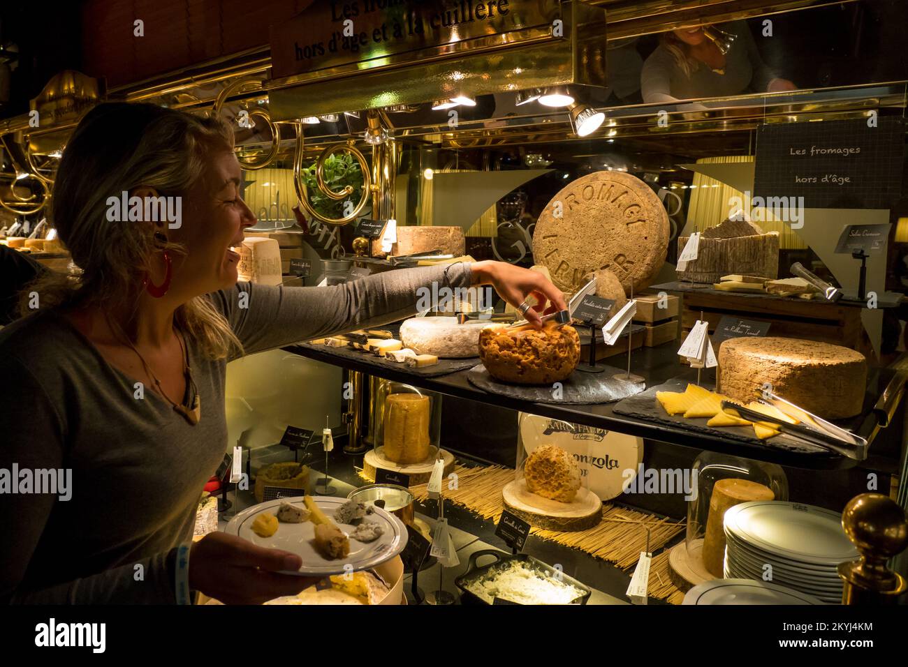 Das größte Käsebuffet der Welt in Frankreich - die größte Auswahl an ...