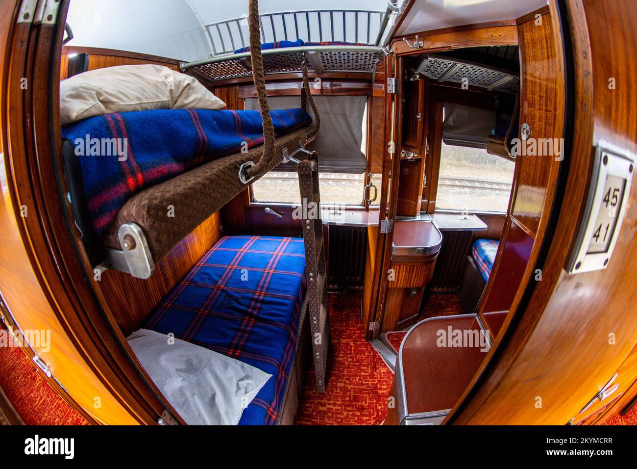 Historischer operationssaal -Fotos und -Bildmaterial in hoher Auflösung ...