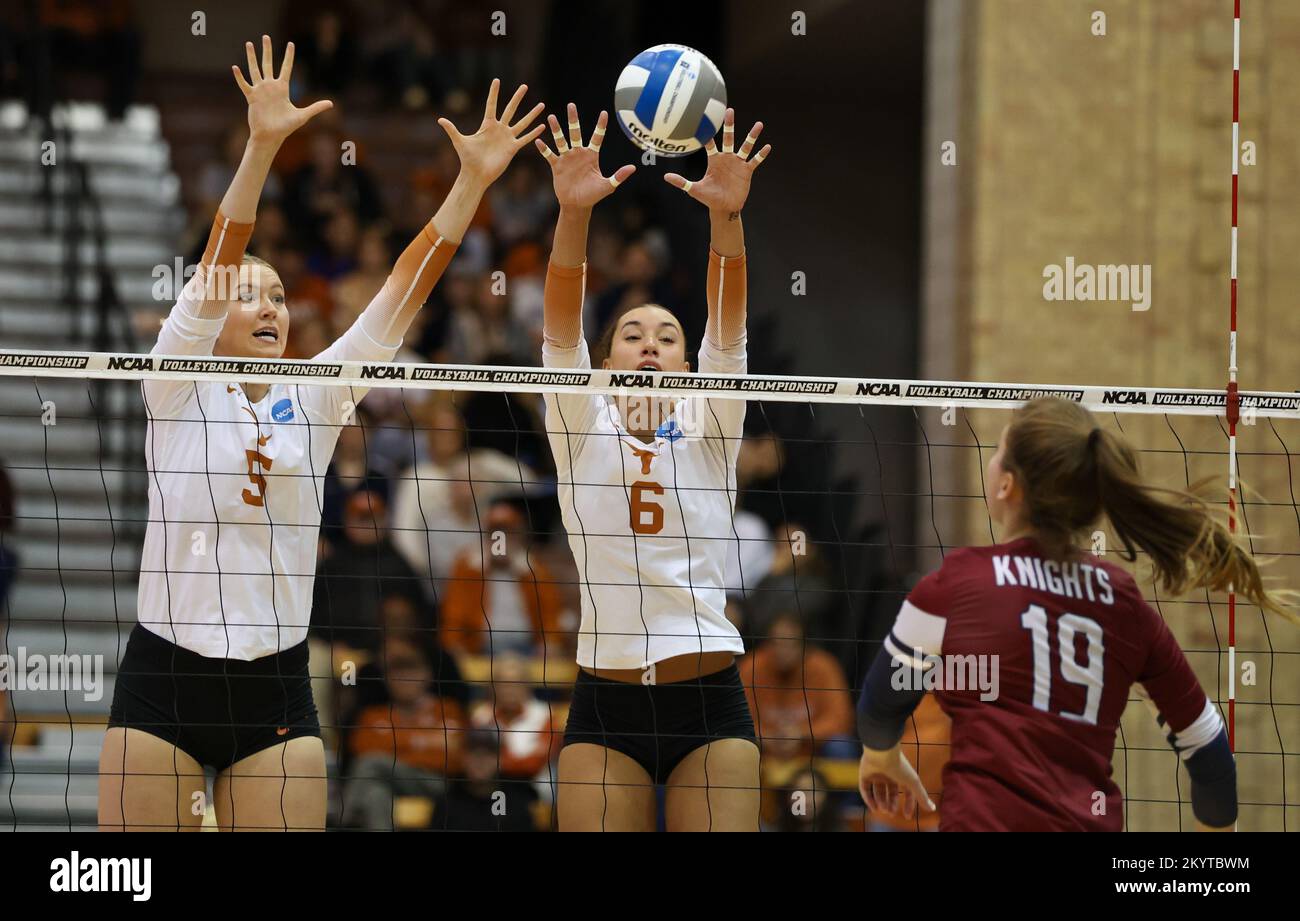 1. Dezember 2022: Austin, Texas, USA: Der texanische Mittelblocker ...