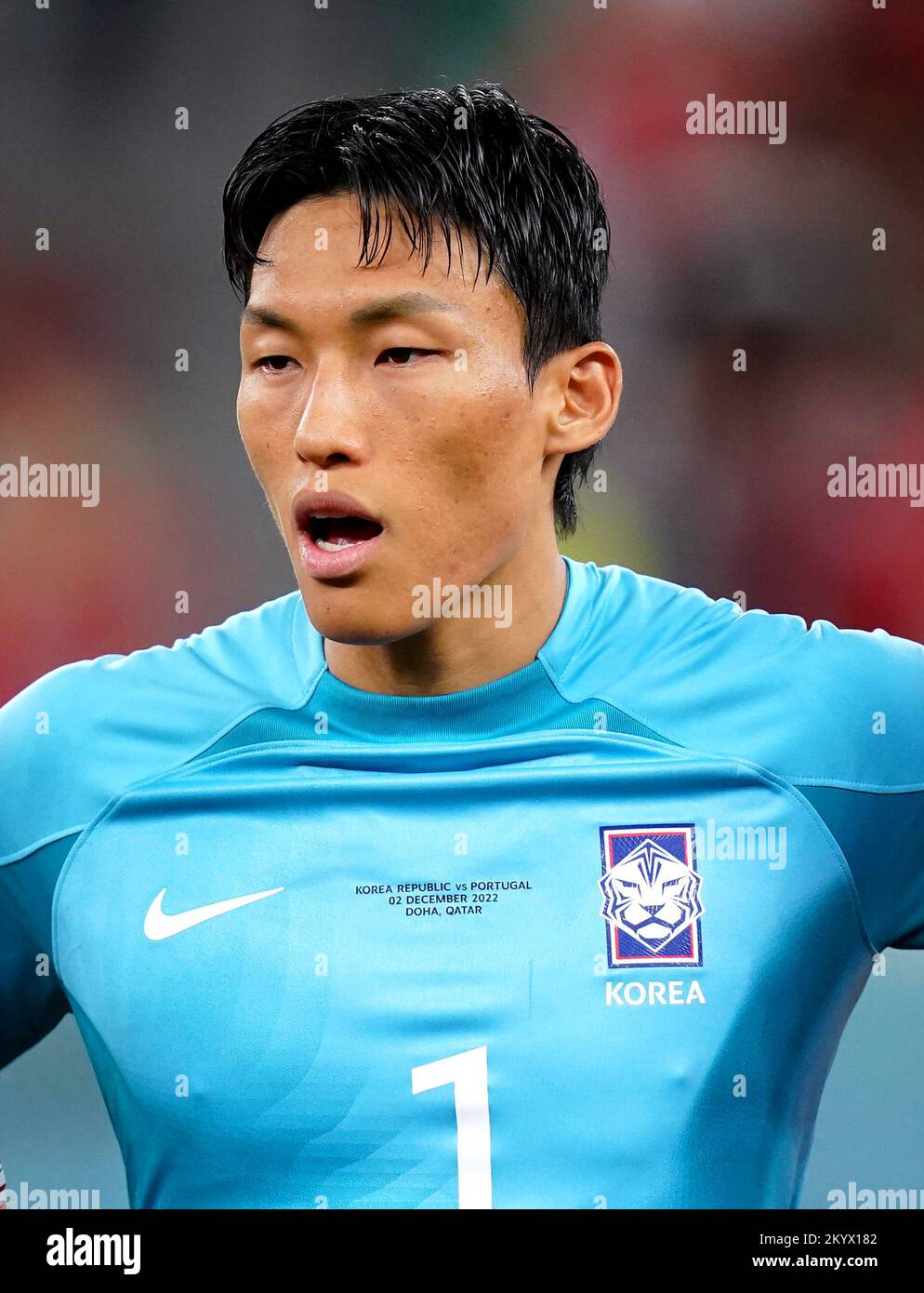 Der südkoreanische Torwart Kim Seung-gyu steht vor dem Spiel der FIFA ...