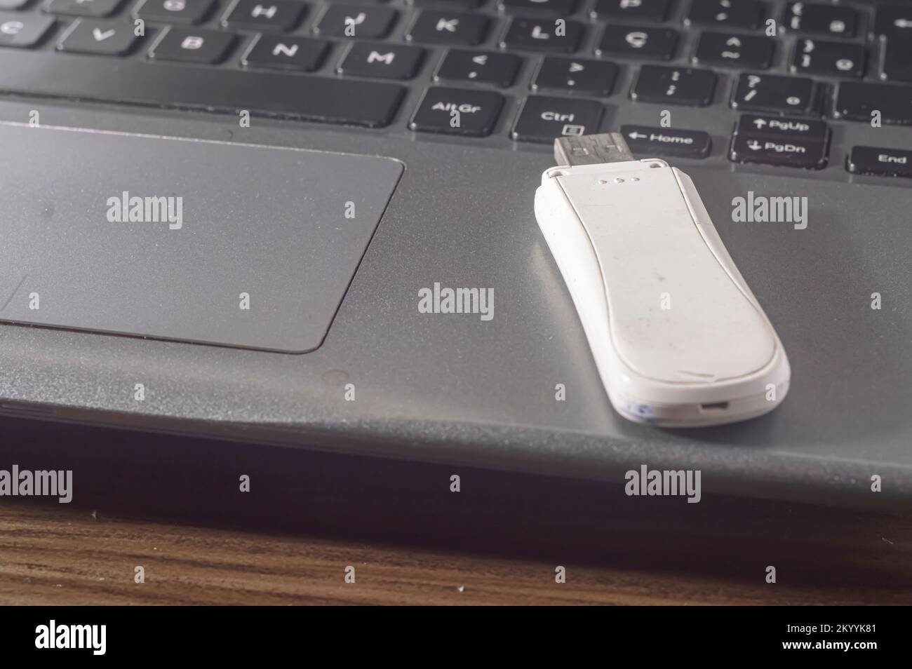 Modem anschließen -Fotos und -Bildmaterial in hoher Auflösung – Alamy