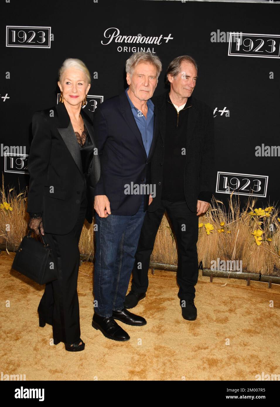 LOS ANGELES, KALIFORNIEN - 02. DEZEMBER: (L-R) Helen Mirren, Harrison ...