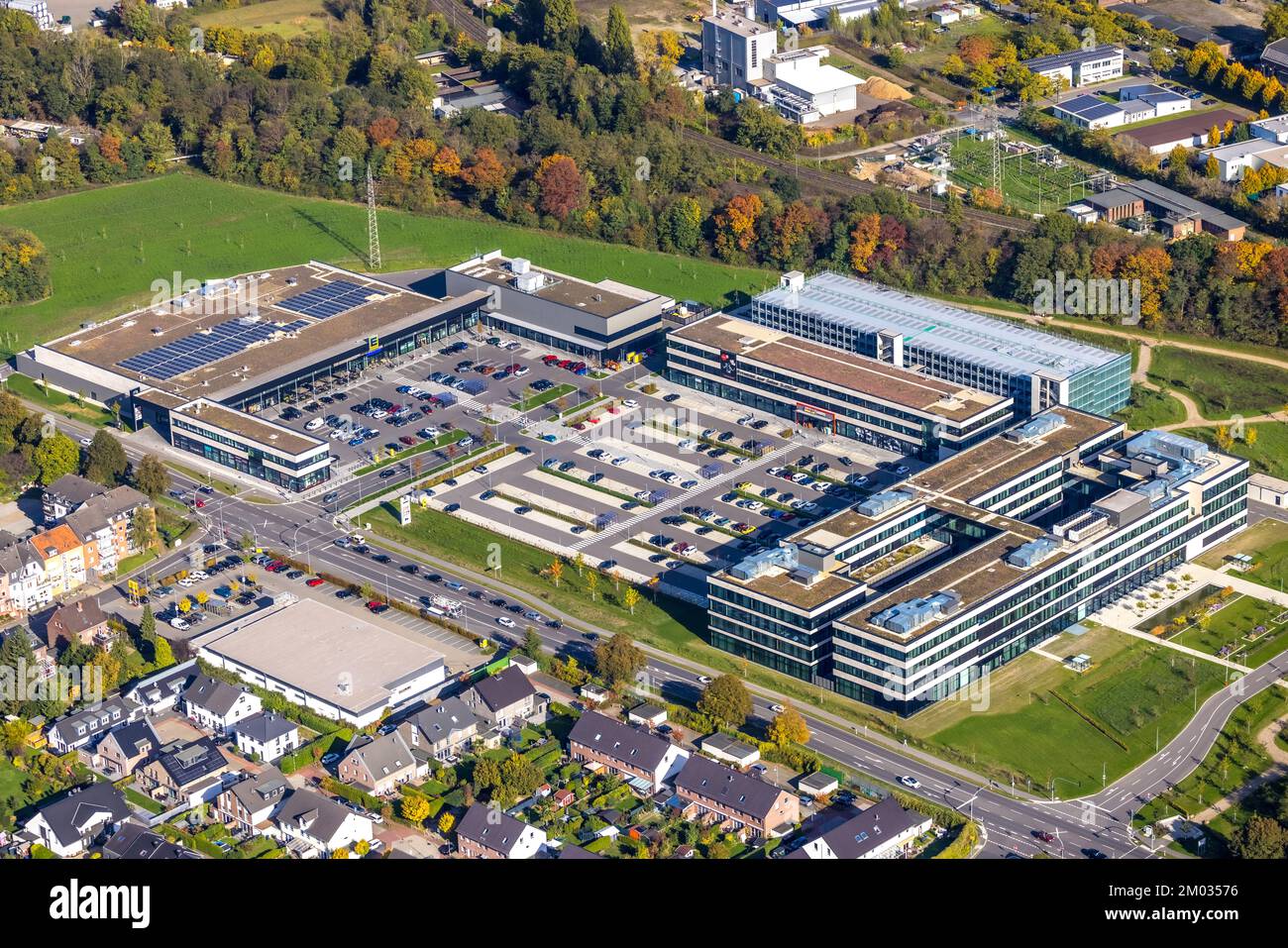 Luftaufnahme, Neubau Edeka Rhein-Ruhr, Edekaplatz, Rheinkamp-Utfort ...