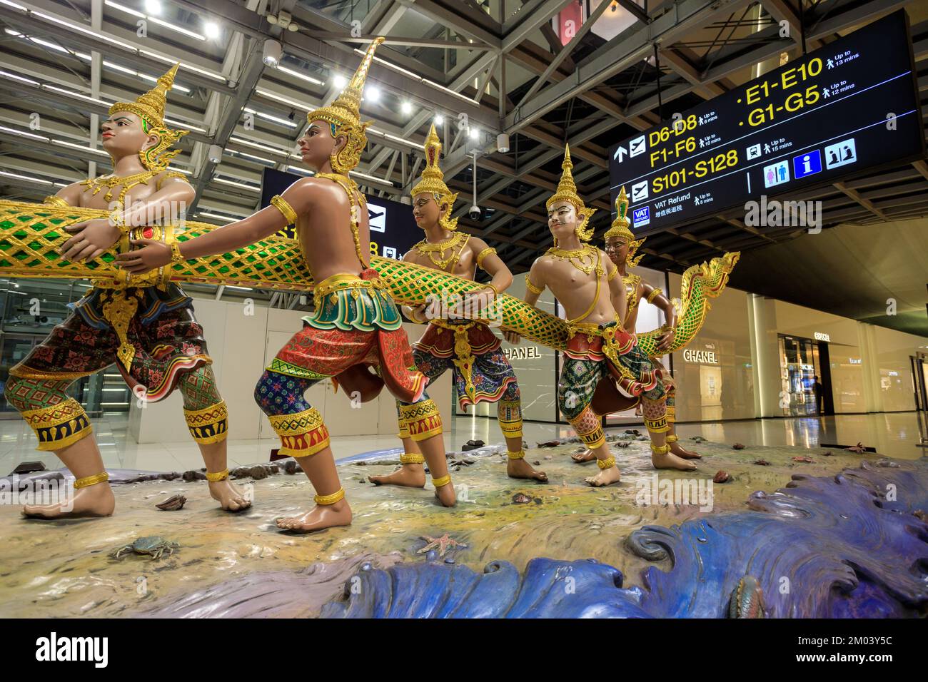 Bangkok, Thailand - 27. November 2022: Churning of the Ocean of Milk ...