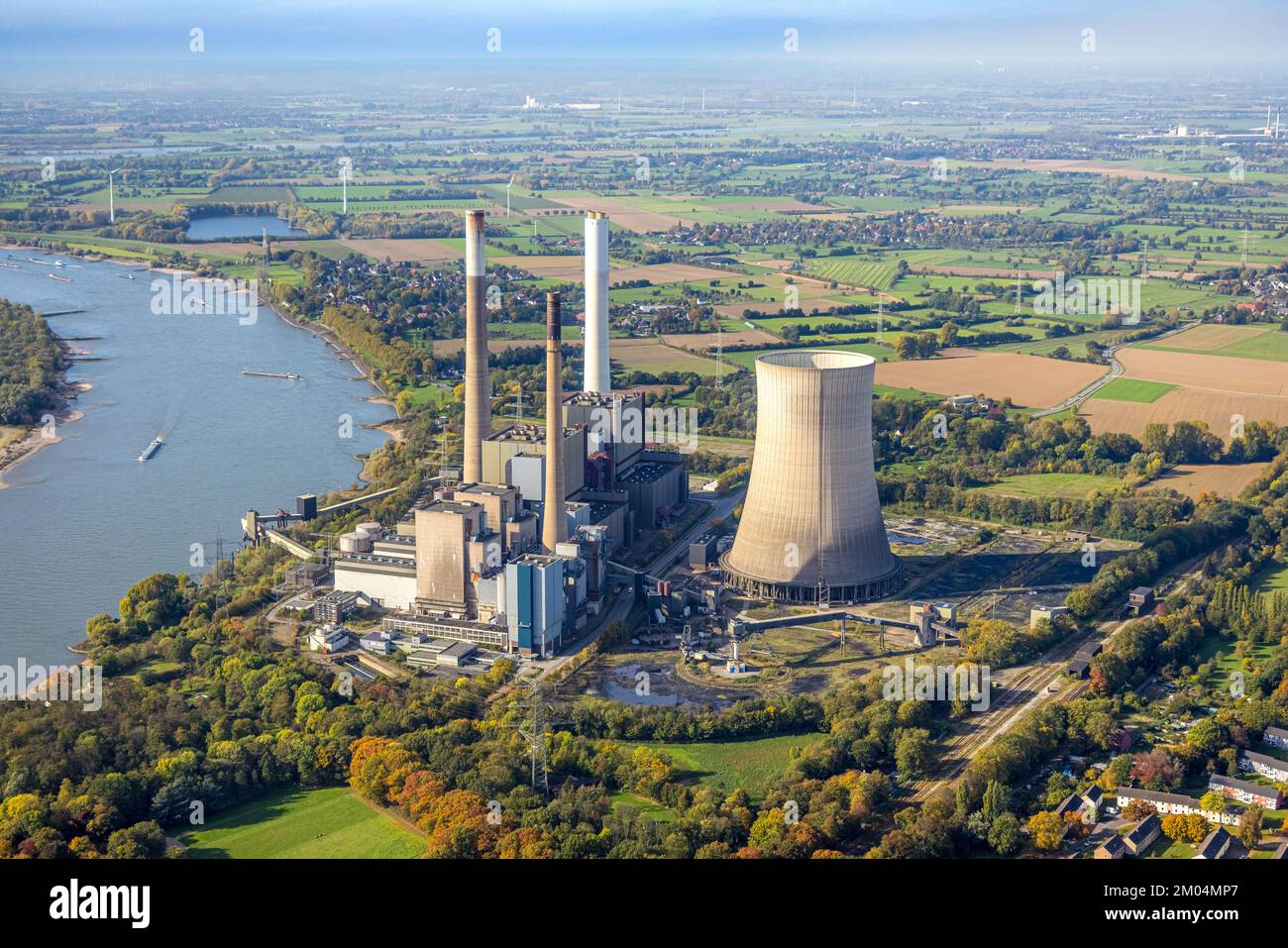 Coal power plant dinslaken -Fotos und -Bildmaterial in hoher Auflösung ...