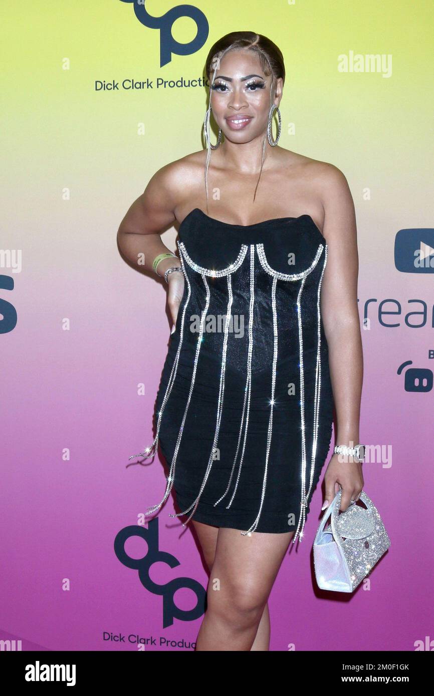 Youtube streamy awards 2022 teil 2 -Fotos und -Bildmaterial in hoher Auflösung – Alamy