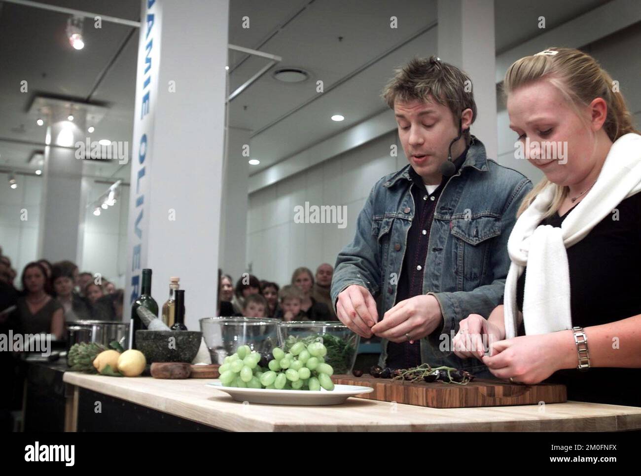 Der heißeste junge Star der TV-Küche, Jamie Oliver, war gestern bei ...