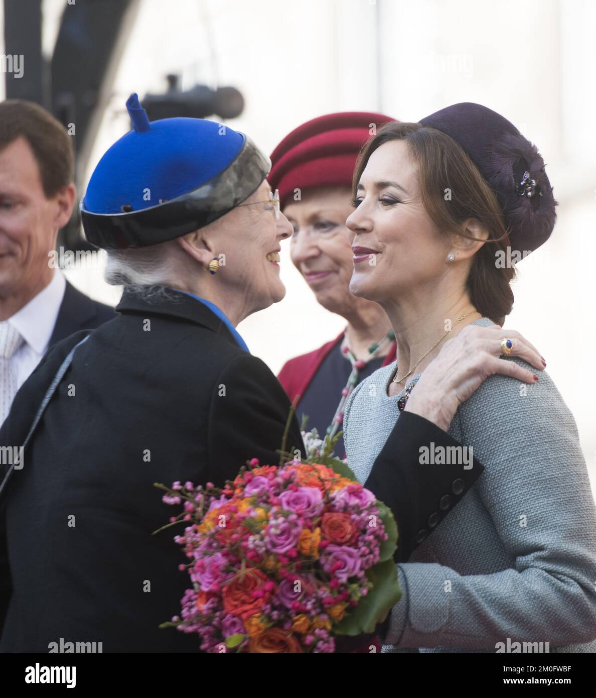 Dronning Margrethe, kronprins Frederik, kronprinsesse Mary, prins ...