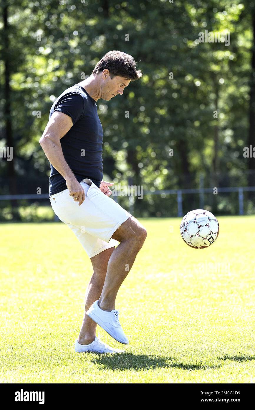 Profi fußballspieler -Fotos und -Bildmaterial in hoher Auflösung – Alamy