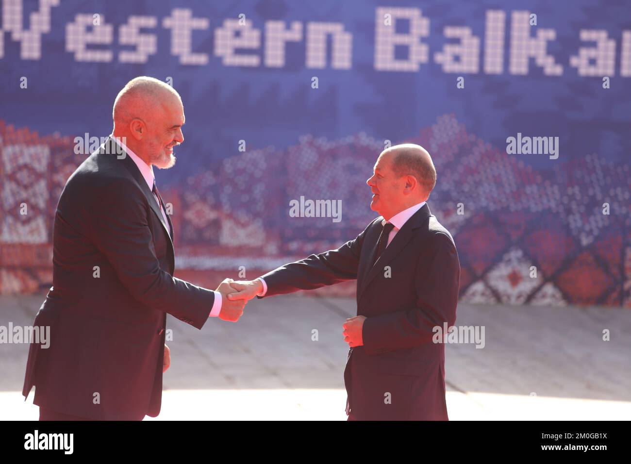 Tirana, Albanien, am 12. Dezember 2022. Der albanische ...