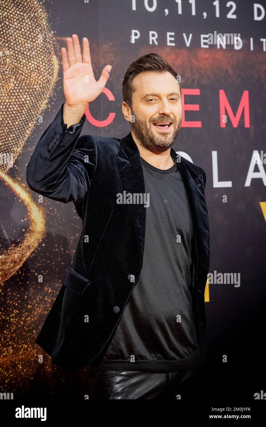 Cesare cremonini unterhaltung -Fotos und -Bildmaterial in hoher ...