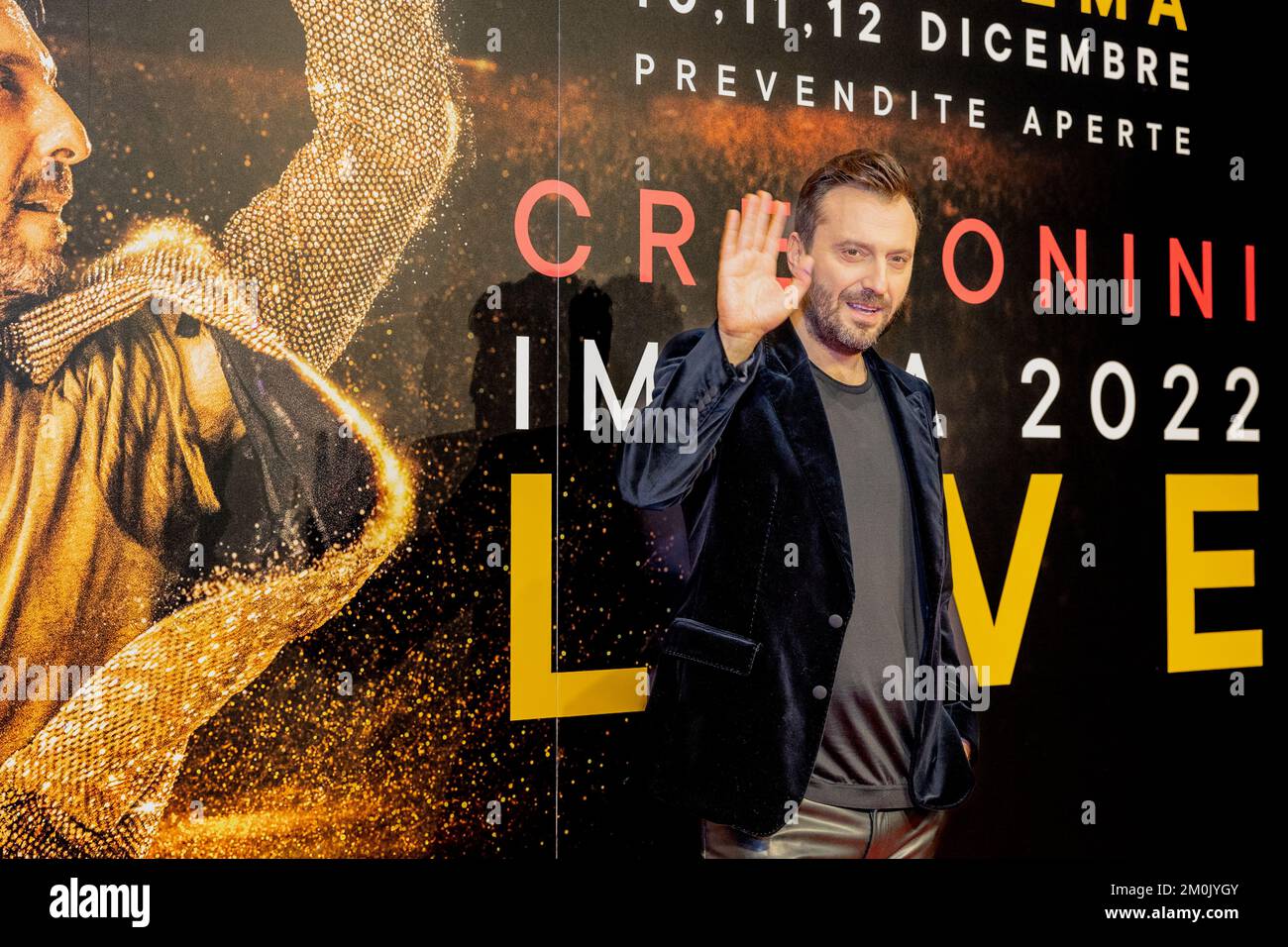 Cesare cremonini unterhaltung -Fotos und -Bildmaterial in hoher ...