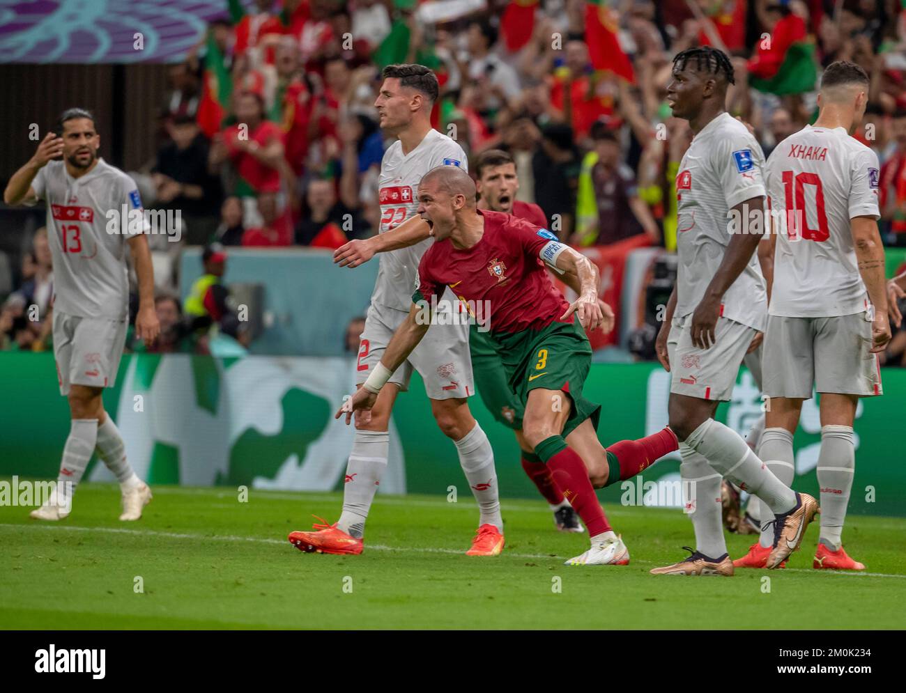 LUSAIL, AD - 06.12.2022: PORTUGAL gegen DIE SCHWEIZ – Portugal gegen ...