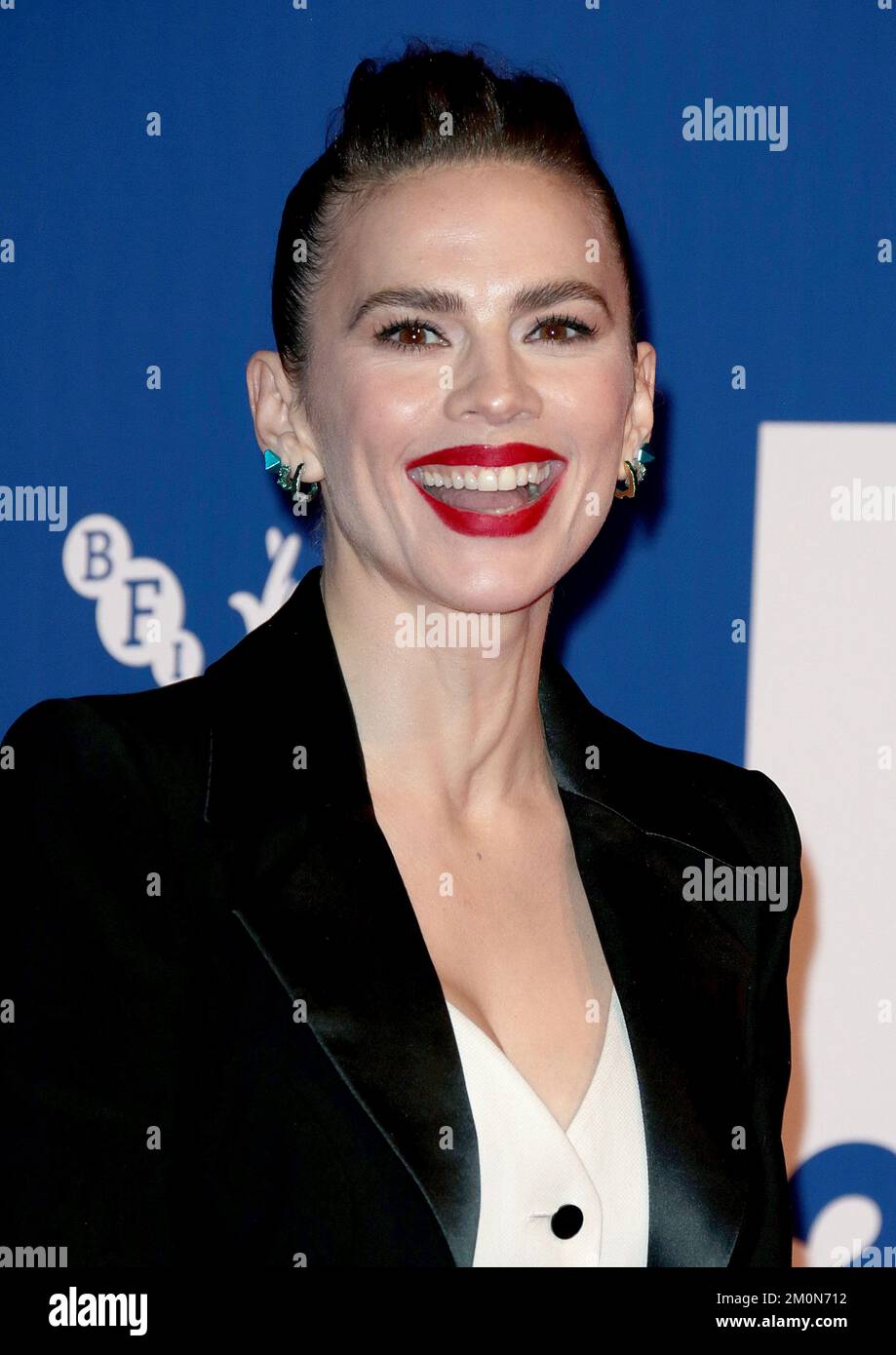 04. Dez. 2022 - London, England, Großbritannien - Hayley Atwell, die an ...