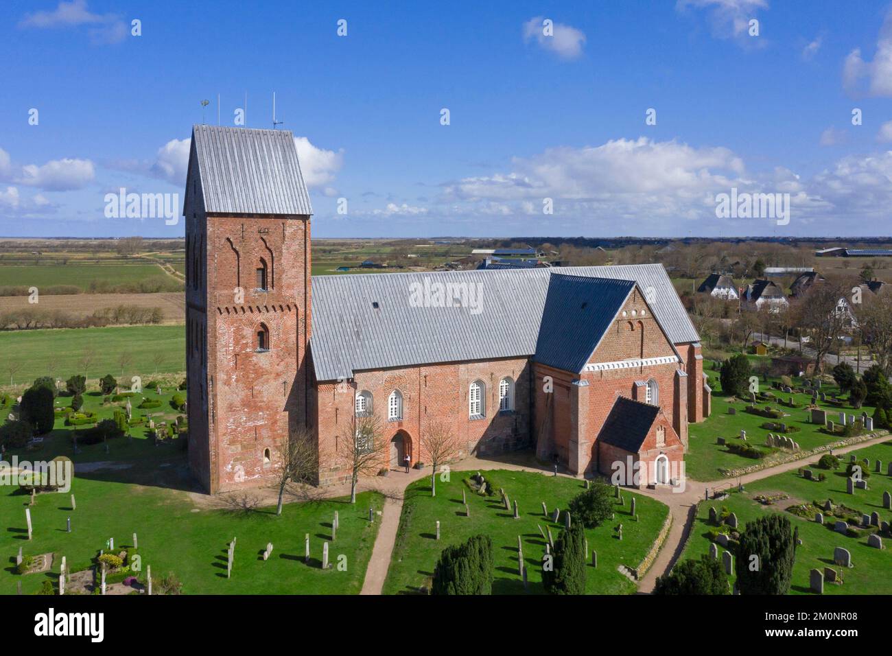 Luftaufnahme über die St. Johanniskirche / St.-Johannis-Kirche in ...