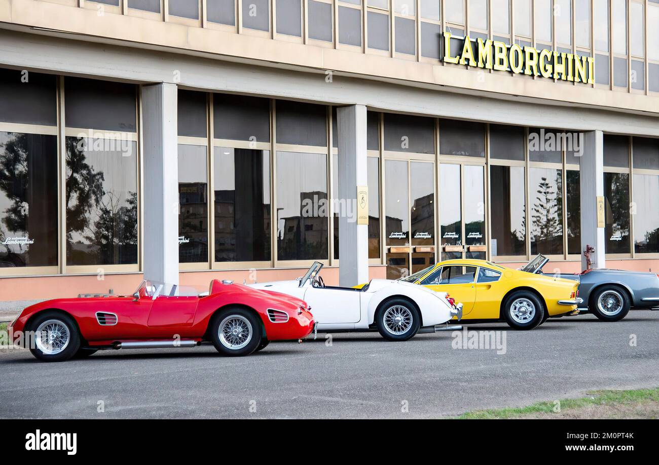 LAMBORGHINI: DER MANN HINTER DER LEGENDE, (alias LAMBORGHINI ...