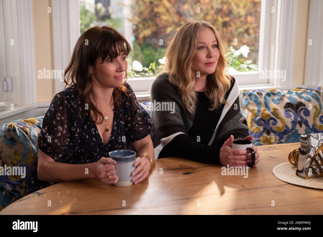 TOT FÜR MICH, von links: Linda Cardellini, Christina Applegate, 'Can We ...