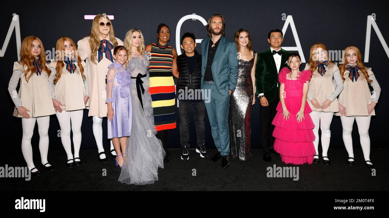 Los Angeles, Kalifornien, - 07. Dezember 2022: Jason Blum, Amie Arnold ...