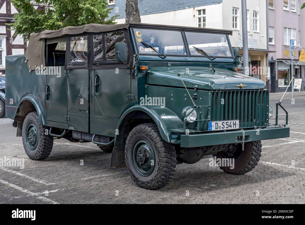 Oldtimer Borgward B 2000 AO, Allradantrieb mit Benzinmotor, Kübelwagen ...