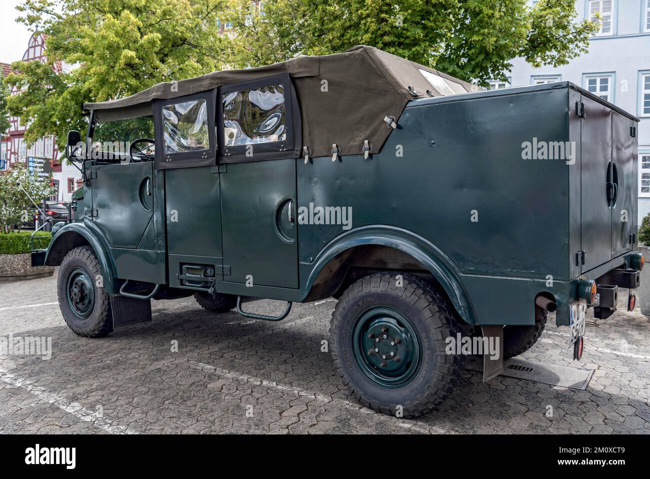 Oldtimer Borgward B 2000 AO, Allradantrieb mit Benzinmotor, Kübelwagen ...