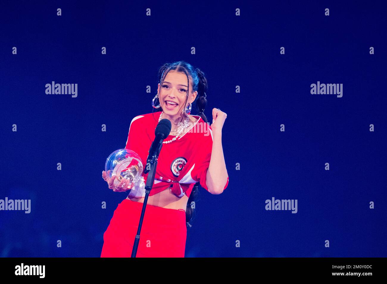 Nina chuba -Fotos und -Bildmaterial in hoher Auflösung – Alamy