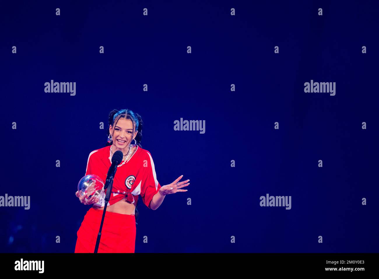 Nina chuba -Fotos und -Bildmaterial in hoher Auflösung – Alamy