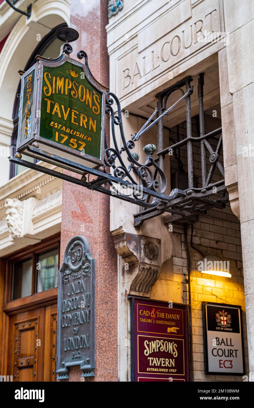 City of london simpsons taverne -Fotos und -Bildmaterial in hoher ...