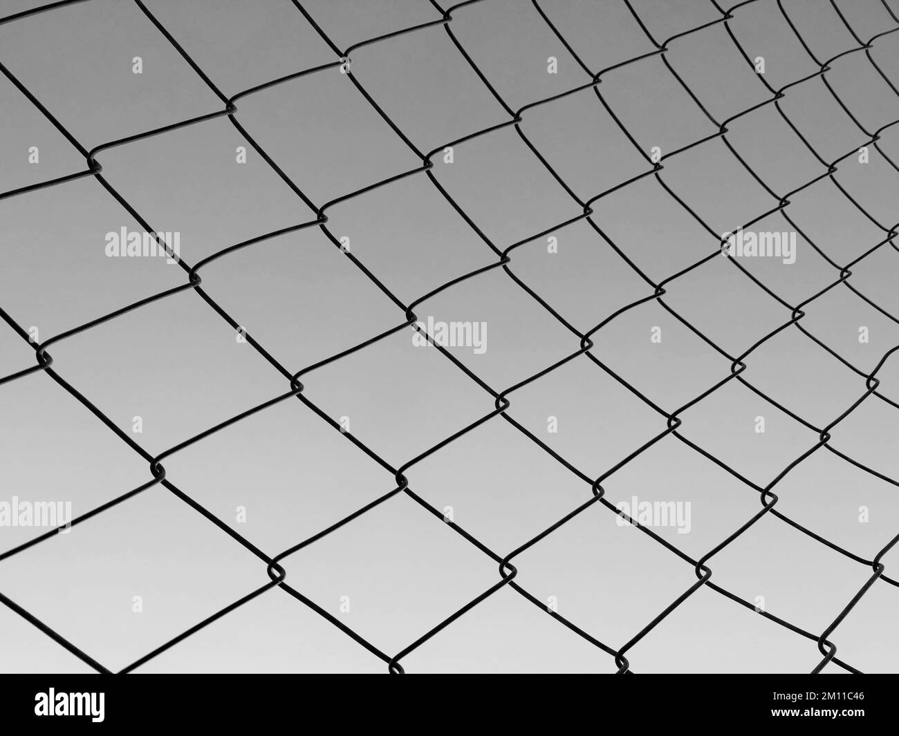 Gitter maschendrahtzaun -Fotos und -Bildmaterial in hoher Auflösung – Alamy