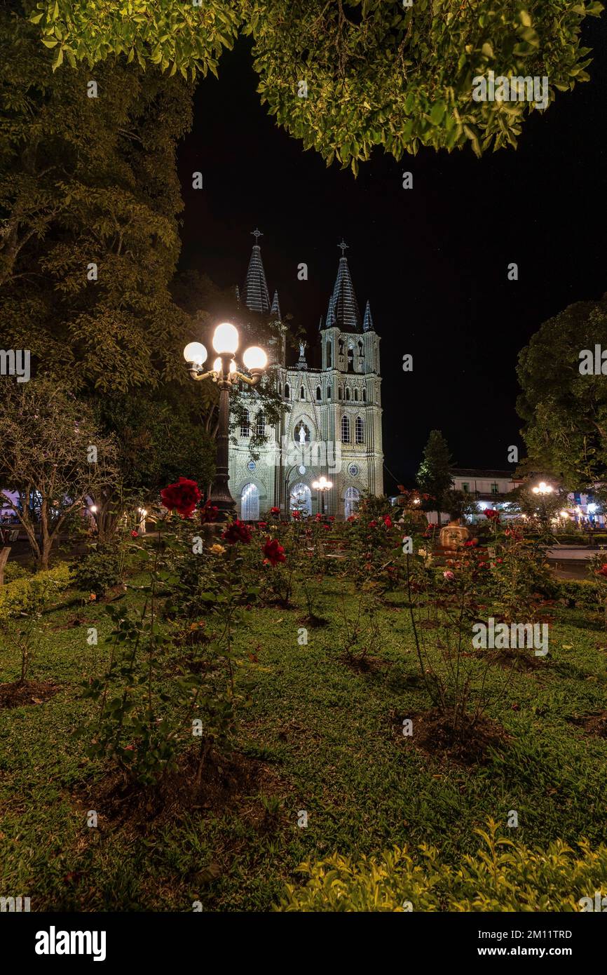 Basilica menor de la inmaculada concepcion am abend -Fotos und -Bildmaterial in hoher Auflösung ...