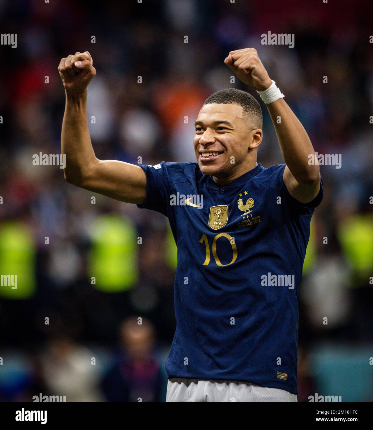 Doha, Katar. 10.. Dezember 2022. Kylian Mbappe (FRA) feiert den ...