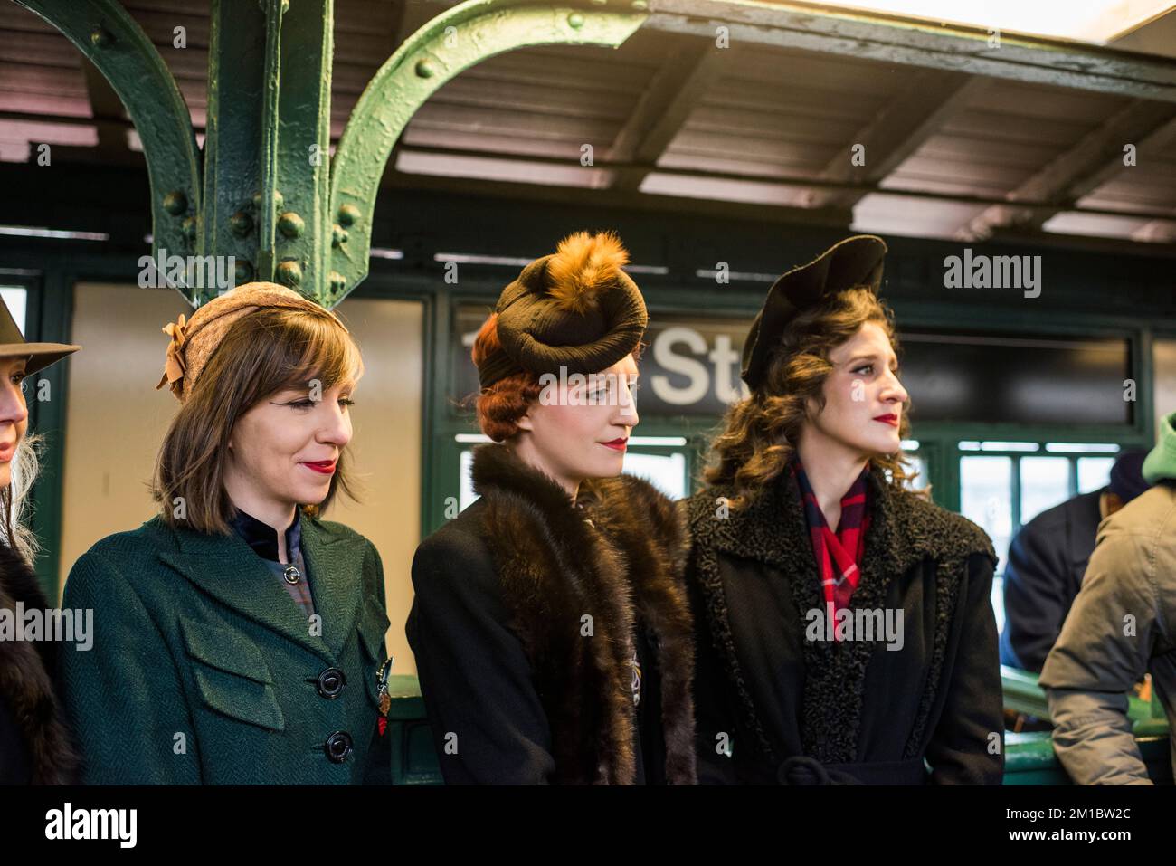 Vintage u bahnfahrten in new york -Fotos und -Bildmaterial in hoher Auflösung – Alamy