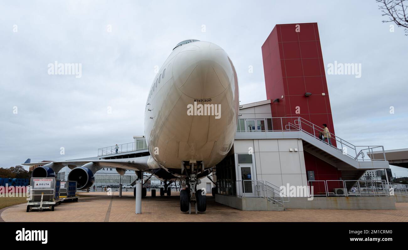 Boeing 747 delta airlines -Fotos und -Bildmaterial in hoher Auflösung ...