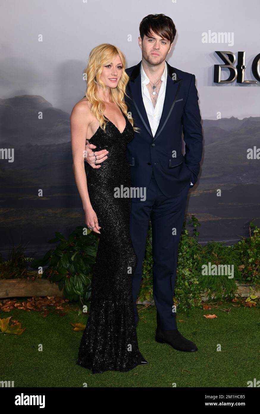 Katherine mcnamara und joey batey -Fotos und -Bildmaterial in hoher ...