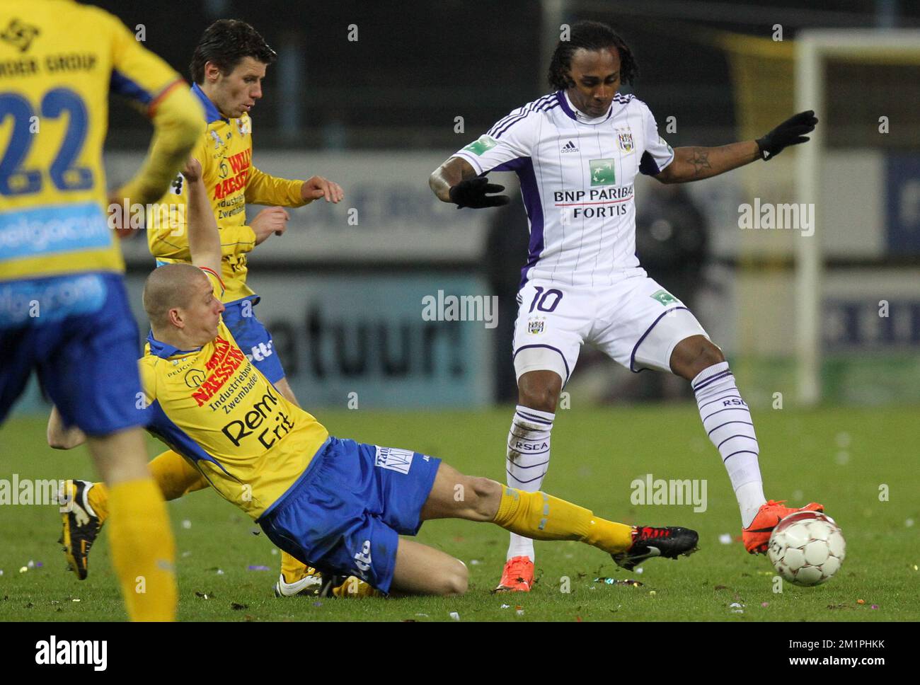 20130210 - BEVEREN-WAAS, BELGIEN: Bas Sibum von Waasland-Beveren und ...