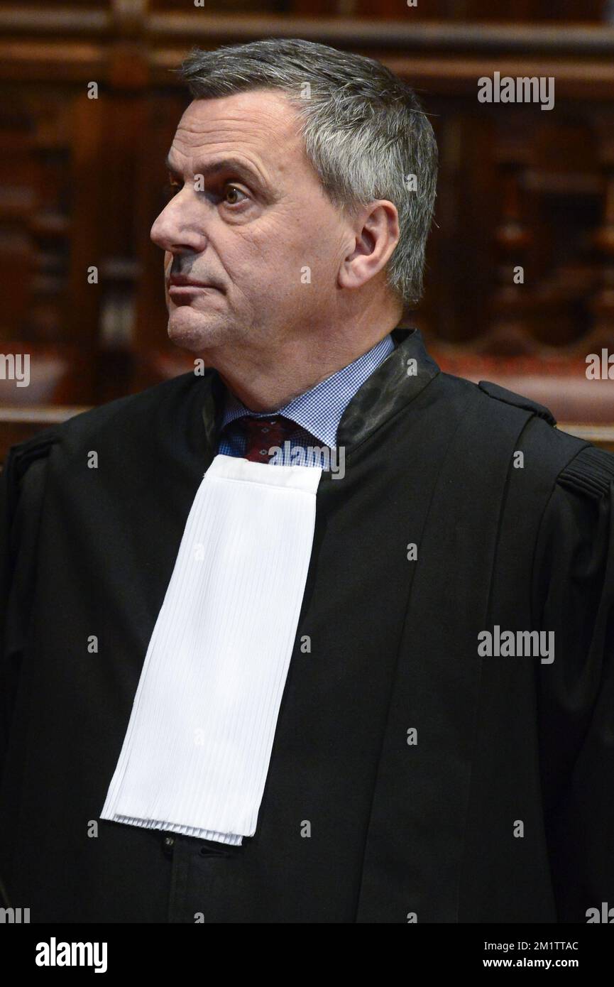 20140121 - ANTWERPEN, BELGIEN: Rechtsanwalt Jan De man auf der ...