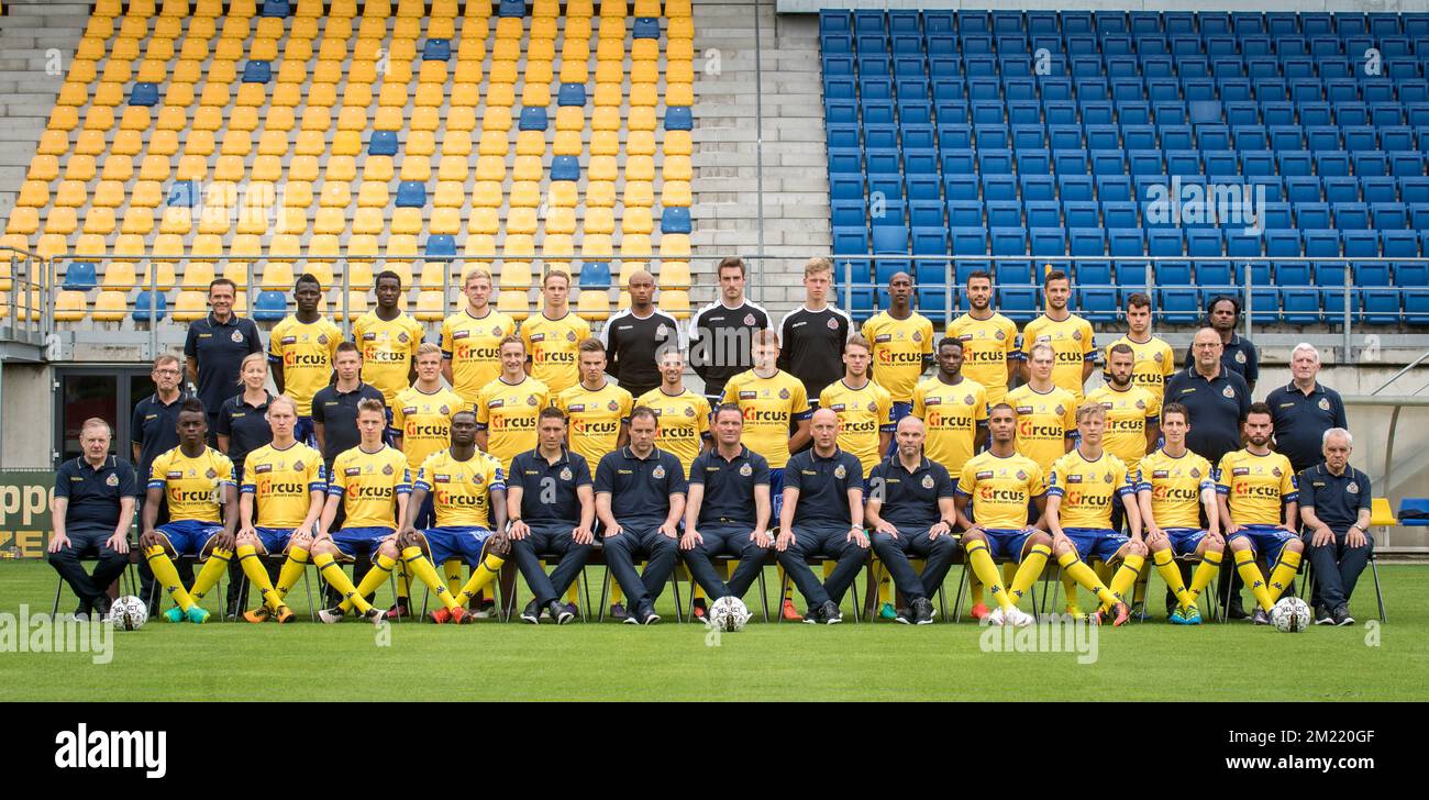 Oben, L-R, Doktor Frank De Winter, Ampomah Nana Oruku, Sebastian Ito ...