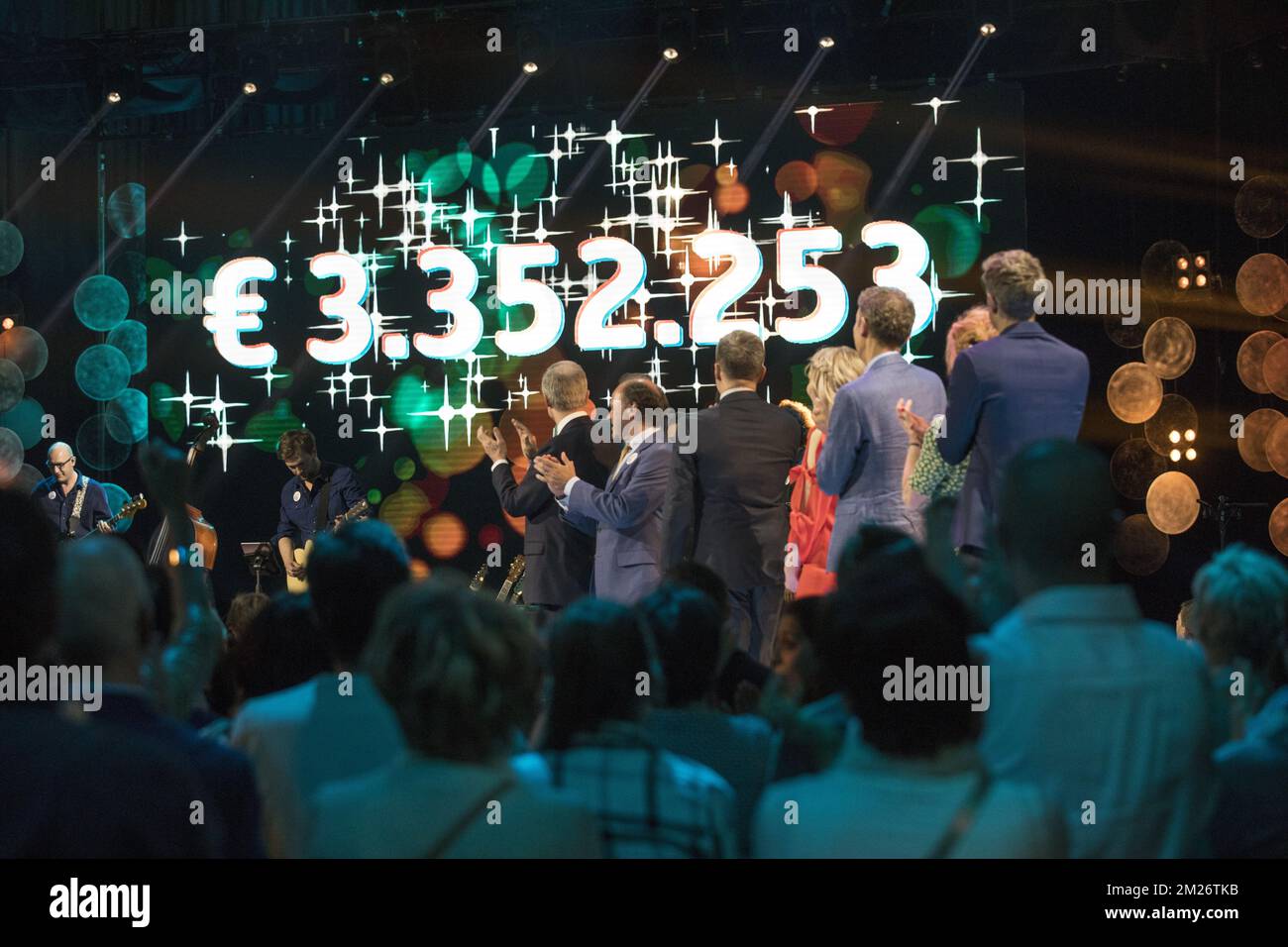 Aktion kom op -Fotos und -Bildmaterial in hoher Auflösung – Alamy