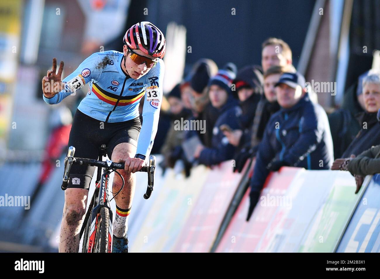 Belgian Toon Vandebosch crosses the finish line at the Men's U23 race ...