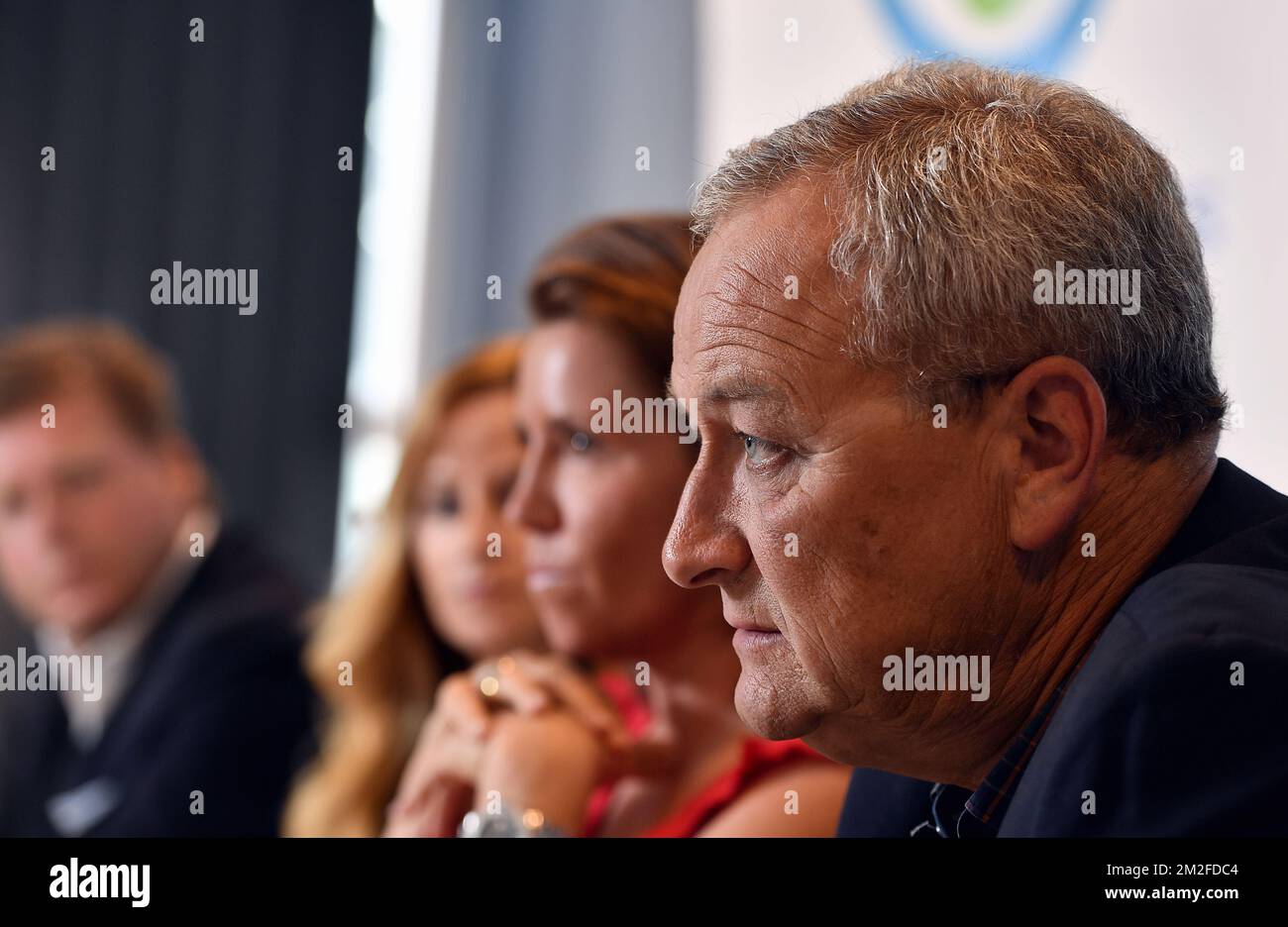 Alain Remue wurde auf einer Pressekonferenz von Child Focus und ...