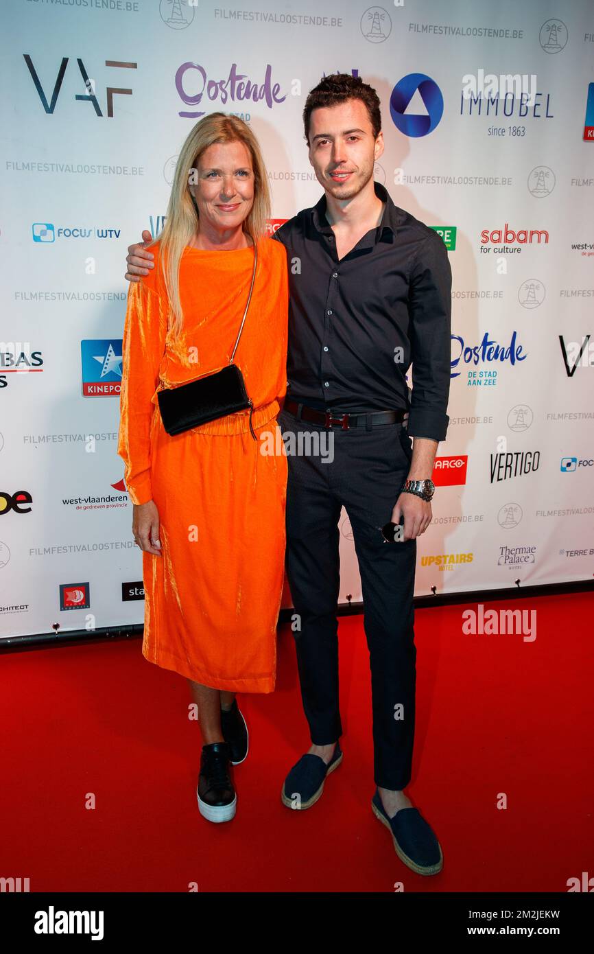 Die Schauspielerin Barbara Sarafian und ihr Sohn wurden in der ...