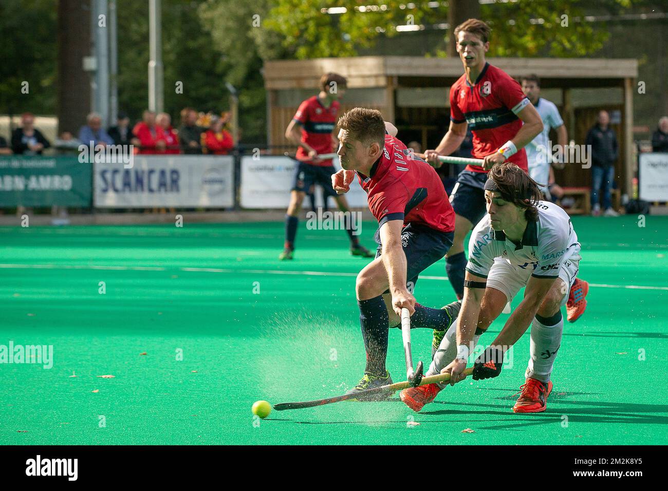 Watducks' William Ghislain scores a goal during a hockey game between ...